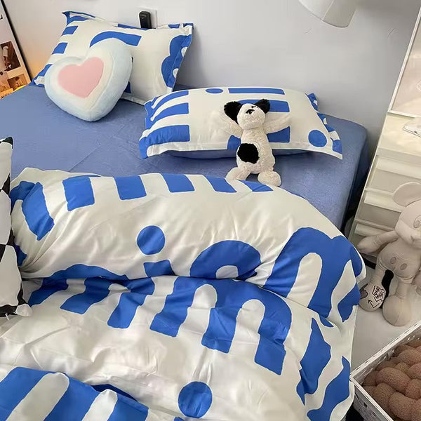 Bold Blue Letter Bedding Set - Korean Y2K Bedding Set for Gen Z Dorms