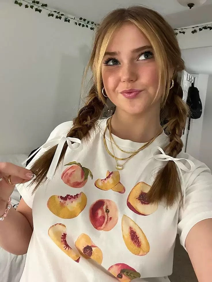 Vintage Peaches T-Shirt - Y2K Graphic Tee for Casual Summer – The Feelz