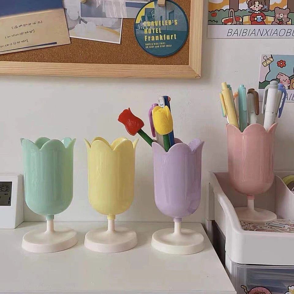 Tulip Pen Holder – Desk Organizer for Stationery and Brushes
