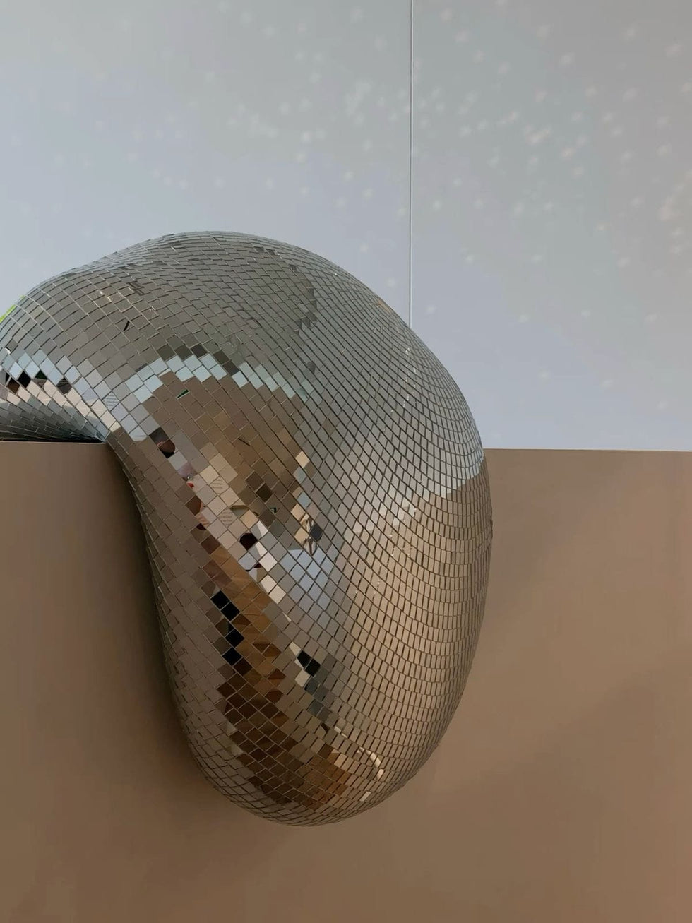 Melting Disco Drip Decor - Retro Party Accent & 70s Home Vibes – The Feelz