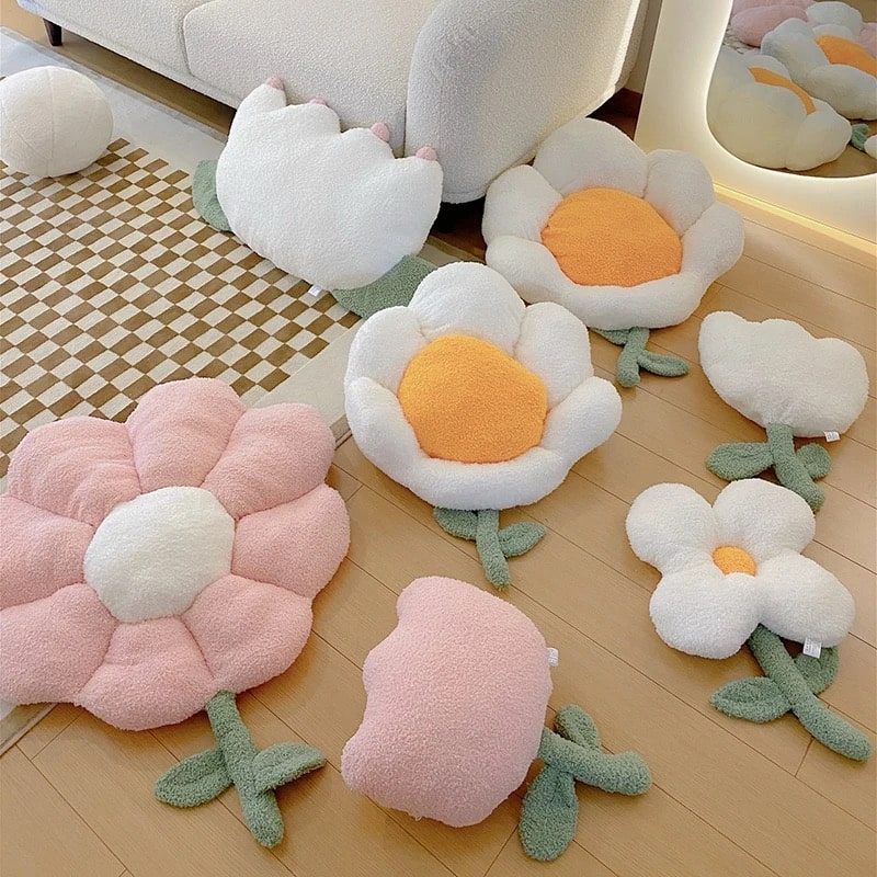 Daisy Flower Cushion Pillow – Cozy Decor for Kids Room – The Feelz