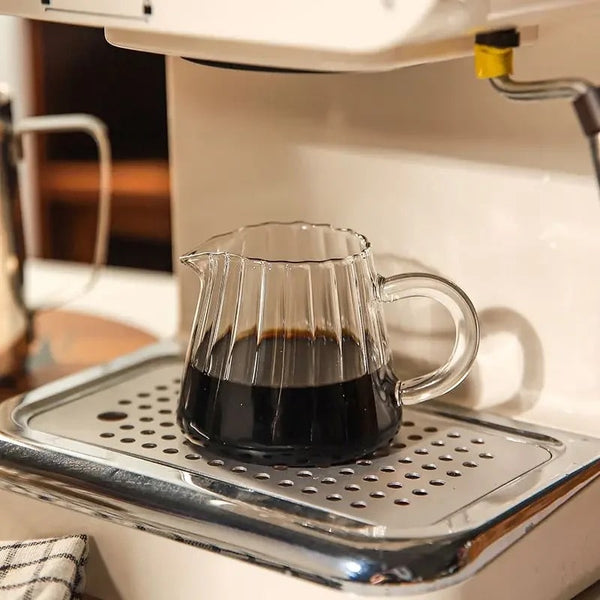 Wavy Glass Cup - Retro Aesthetic Drinking Glassware for Home