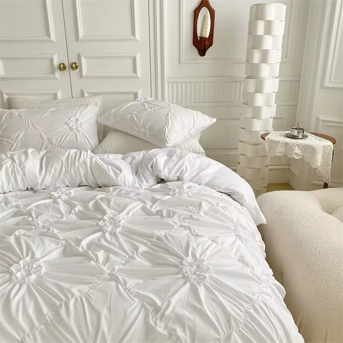 Vintage Coquette Bedding Set - Pinch Pleated White Flowers – The Feelz