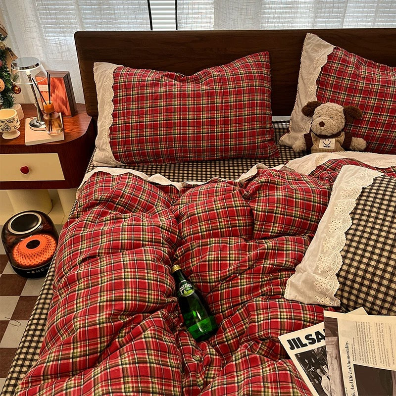 Cottagecore Red Plaid Bedding Set – Retro Comforter for Dorm Decor ...