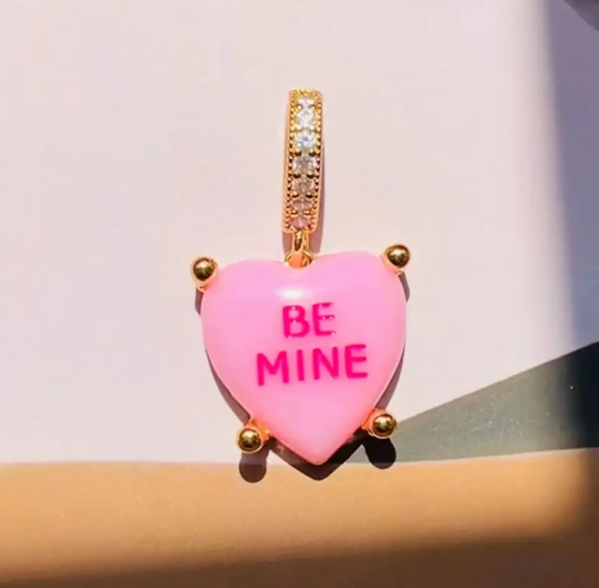 KPOP Colorful Heart Pendant – Y2K Jewelry BTS Fans – The Feelz